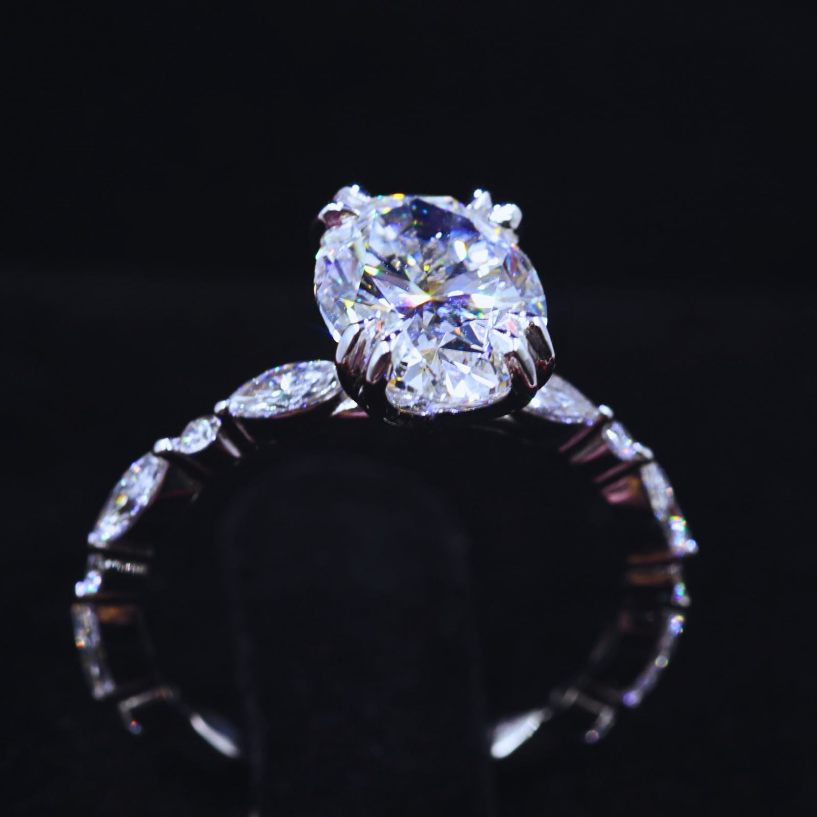 Discover Your Dream Diamonds: Eva Gems- The Best Jewelry Shop in Dubai